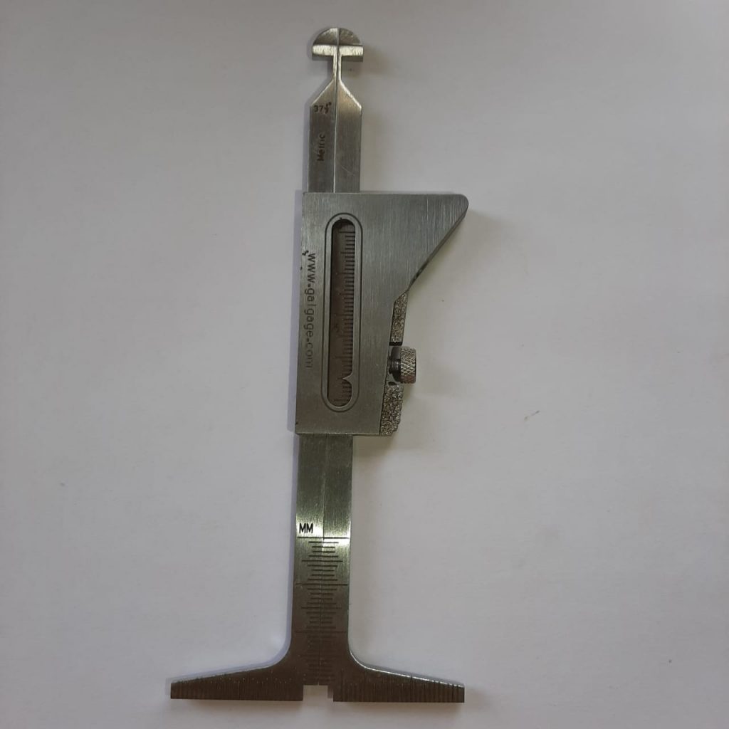 Gal Gage HiLo – Welding From Perú